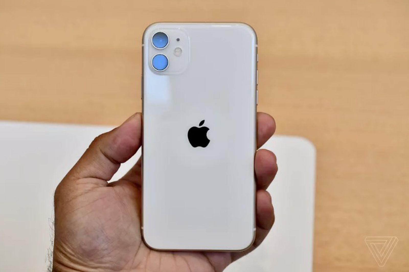 iPhone 11 and iPhone 11 Pro Hands-On: Much-Improved Cameras Within ...