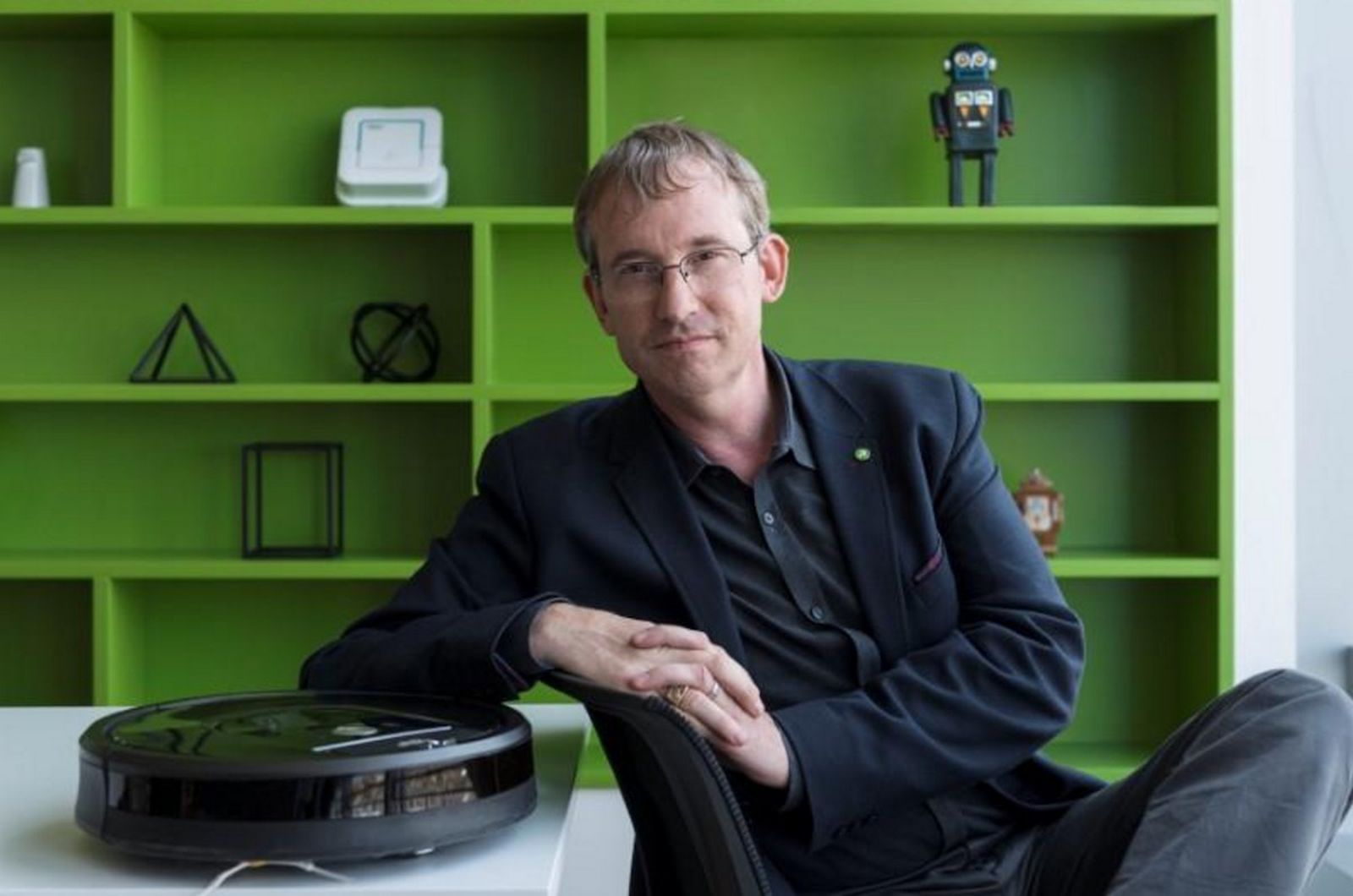 iRobot CEO Clarifies Indoor Mapping Comment, Says Company 'Will Never ...