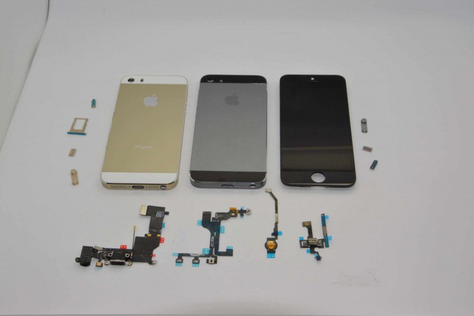 Photos of Alleged 'Graphite' iPhone 5S Rear Shell and Parts Surface ...