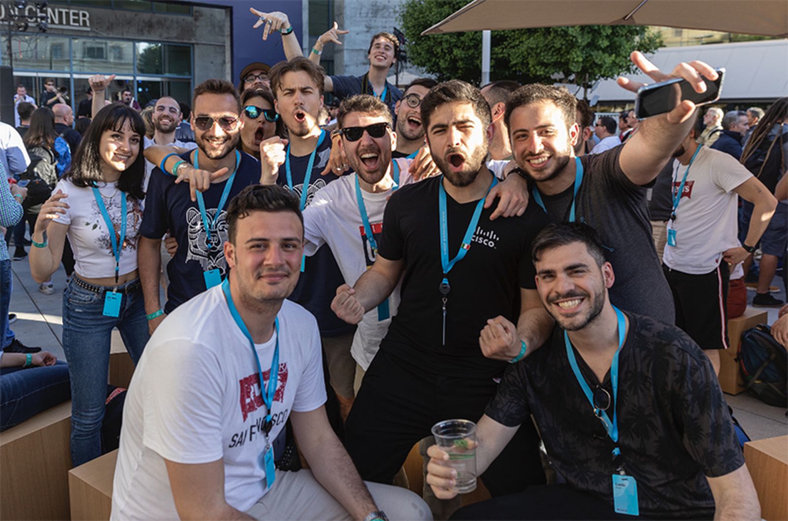 Photos From WWDC 2019: Mac Pro Studio, Get-Togethers, Scholars, Weezer ...