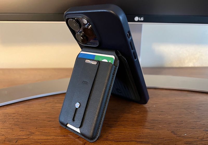 ESR Debuts MagSafe-Compatible HaloLock Geo Wallet Stand With Find My ...