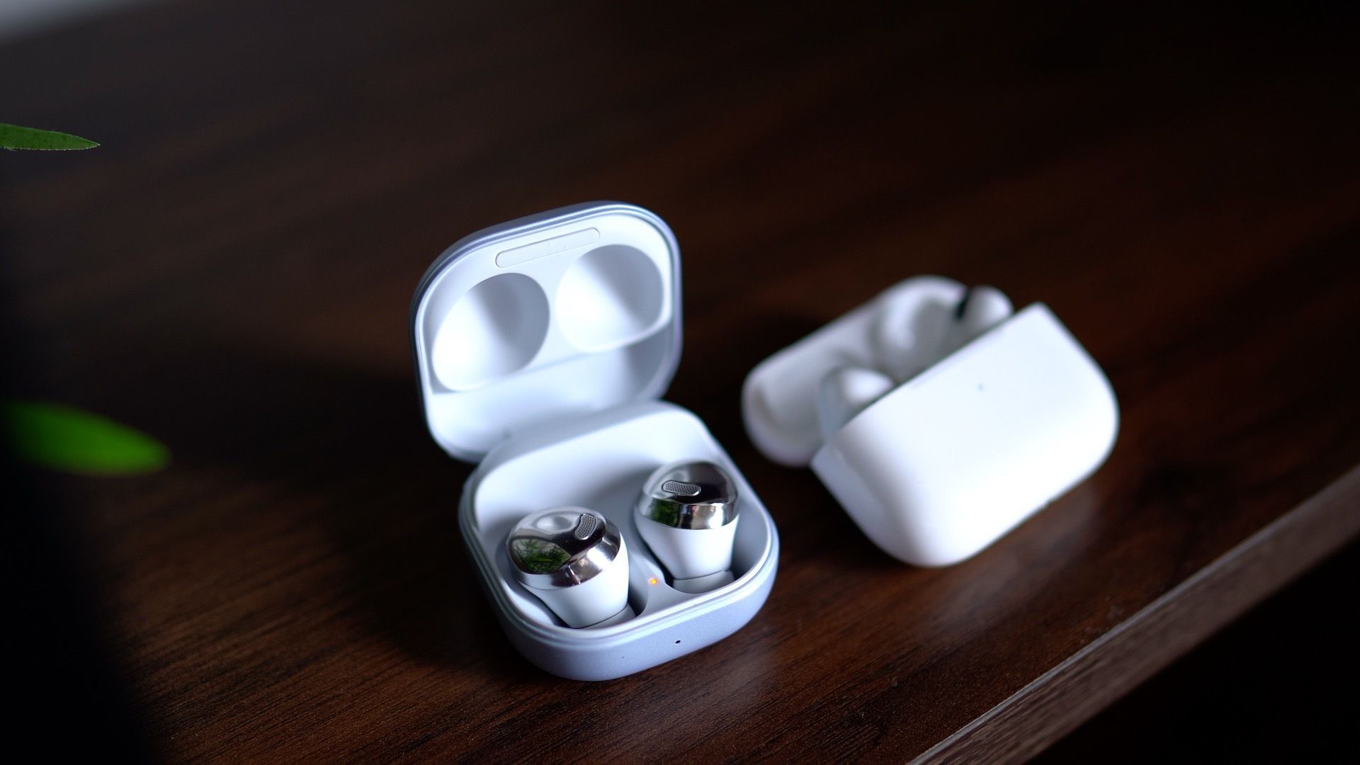 Samsung Galaxy Buds Pro vs. Apple AirPods Pro - MacRumors
