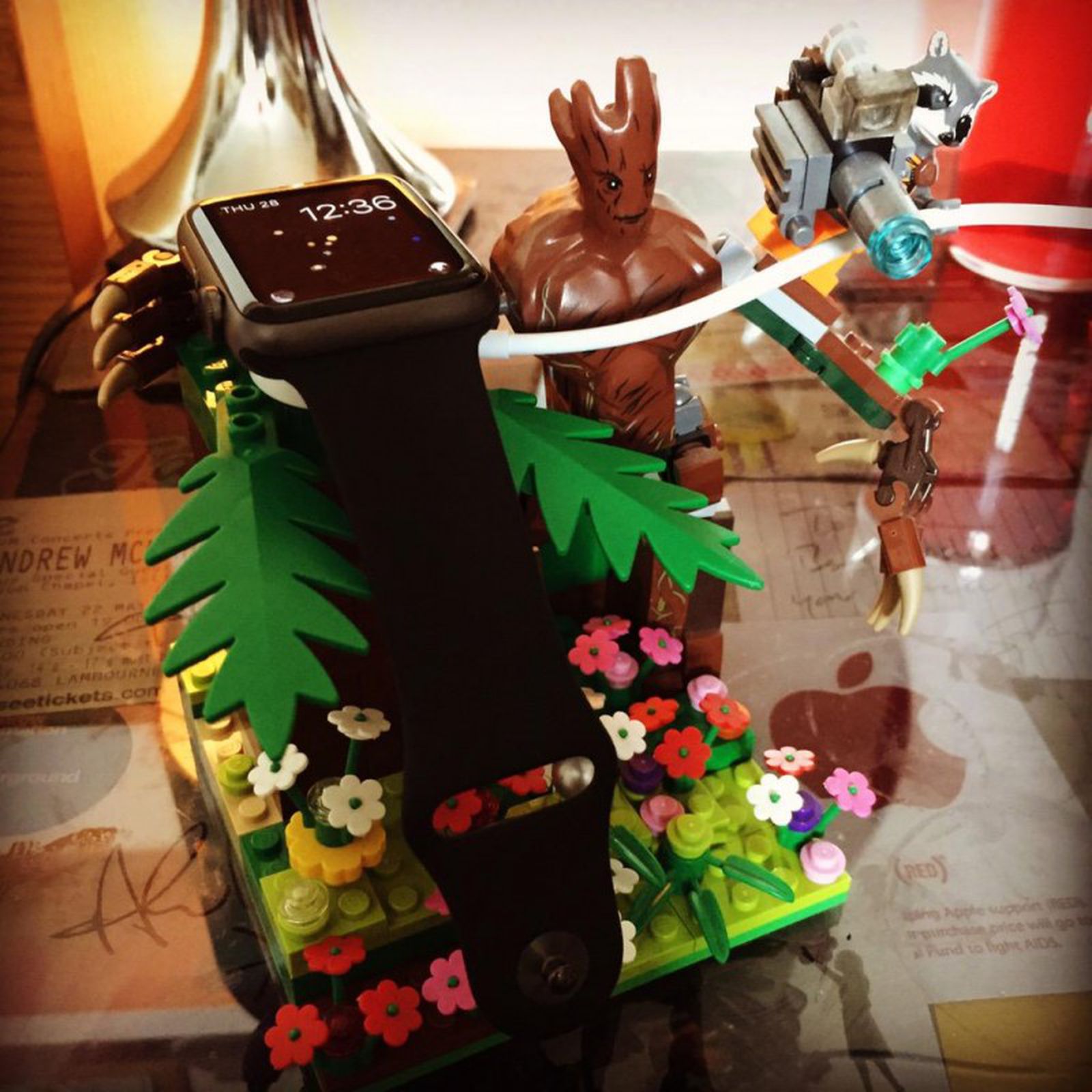Apple Watch Owners Take to LEGO & 3D Printing for Homemade Stands ...