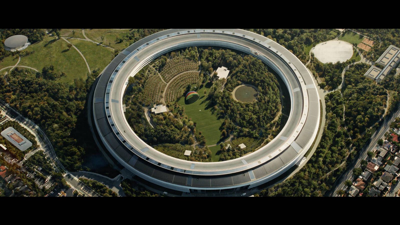 WWDC 2025 Apple Event Live Keynote Coverage: iOS 26, macOS Tahoe, and More - MacRumors