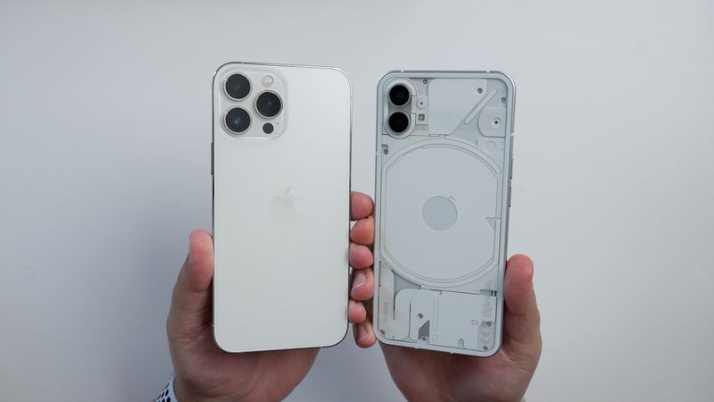 Hands-On With the Transparent Nothing Phone 1 - MacRumors