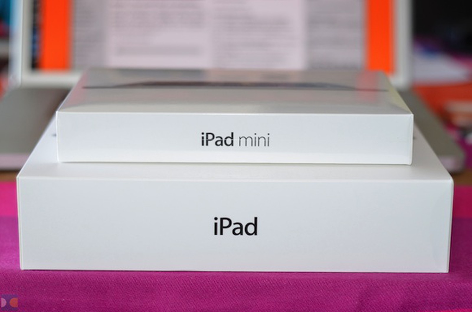 unboxing-photos-from-early-ipad-mini-delivery-surface-in-france-macrumors