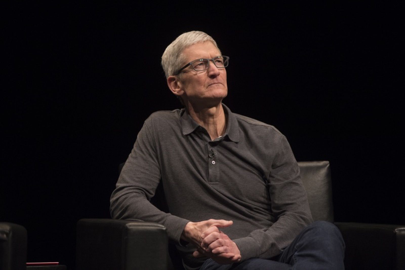 Apple's Tim Cook and More Than 100 CEOs Urge Congress to Protect ...