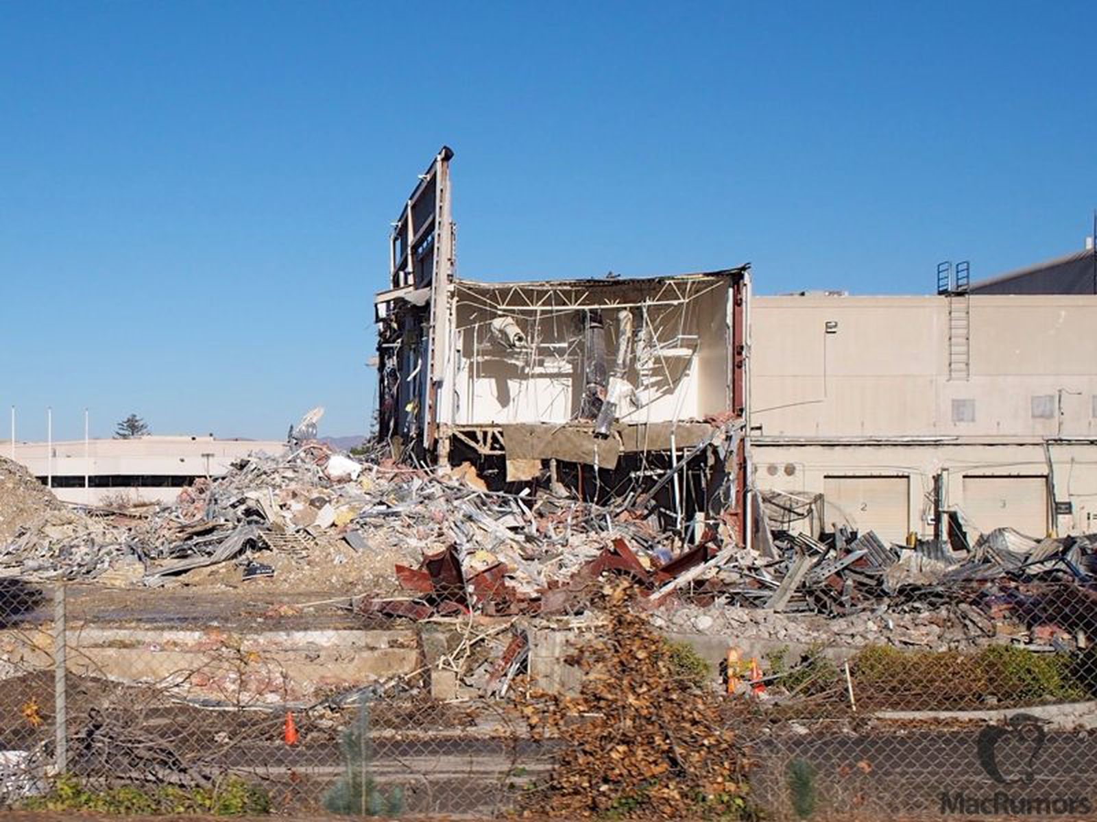 Demolition at New Apple Campus 2 Well Underway - MacRumors