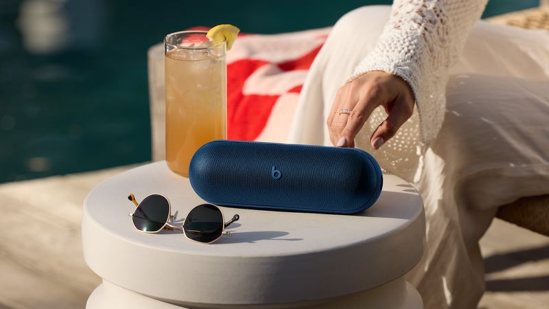 Beats Pill Debuts in New Navy Blue and Blush Pink Colors - MacRumors