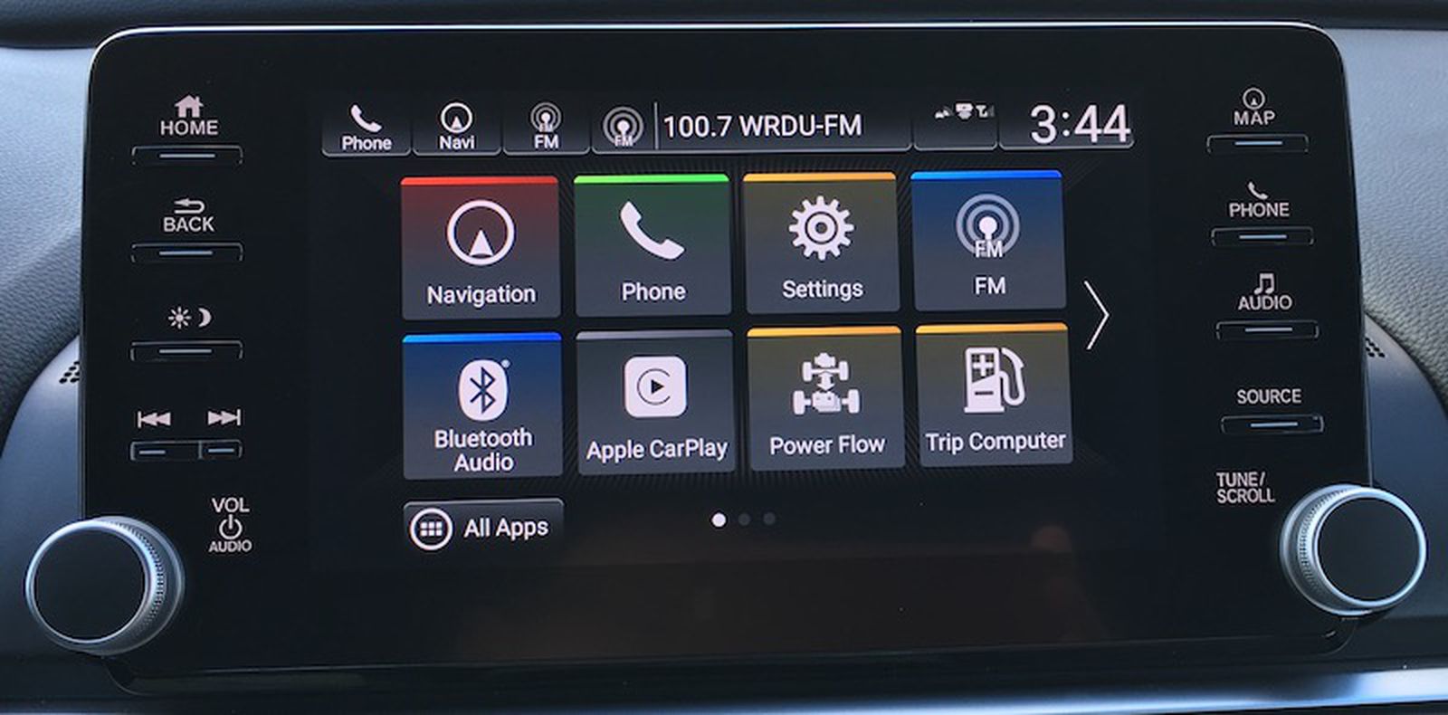 Review: 2018 Accord Hybrid Offers Honda's Quality Display Audio ...