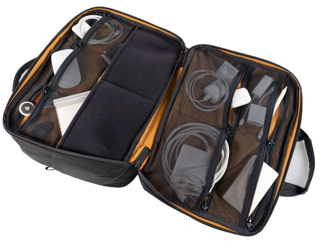 MacRumors Giveaway: Win a Tech Folio and Tech Pocket From WaterField ...