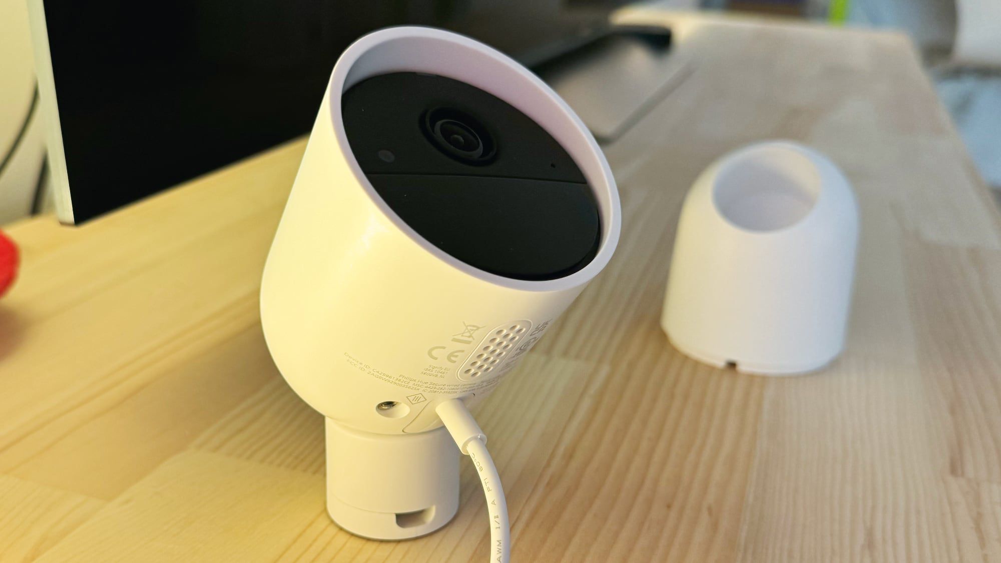 Philips Hue Secure Review - MacRumors