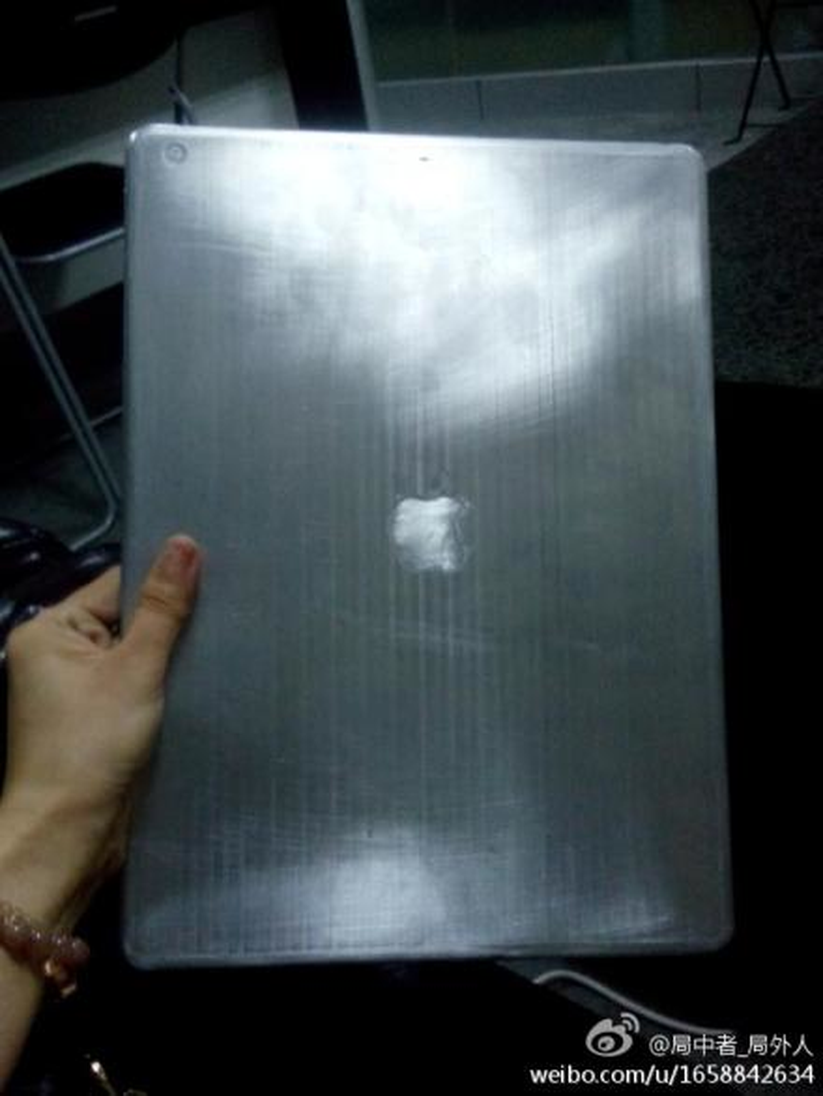 Alleged 'iPad Pro' Model Shows What the Giant Tablet Might Look Like In ...