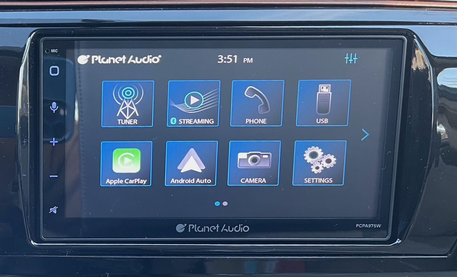 Planet Audio PCPA975W Wireless CarPlay Stereo Review - MacRumors
