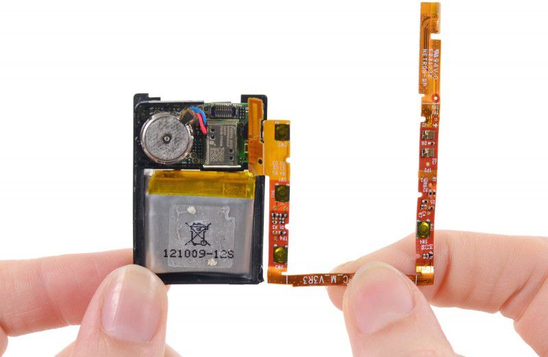 Pebble Smart Watch Waterproofing Makes Repairs Impossible as Low-Energy ...