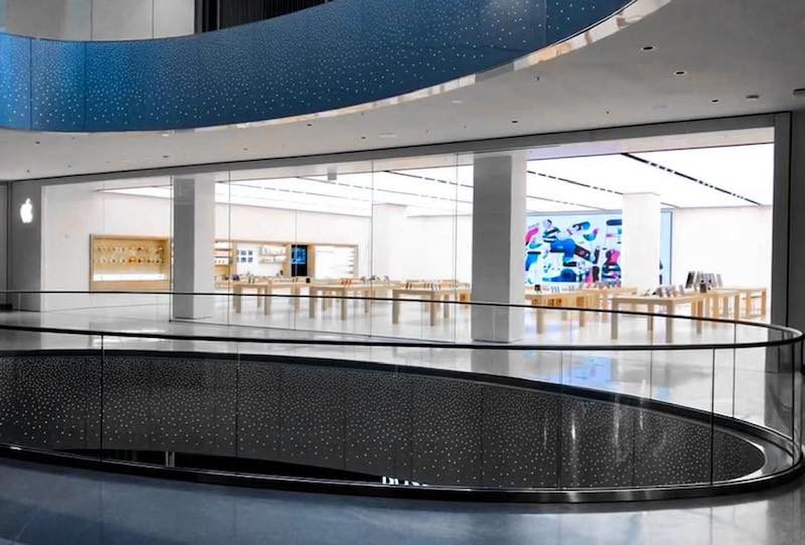 Apple Store Modernization Efforts Continue From Los Angeles to London ...