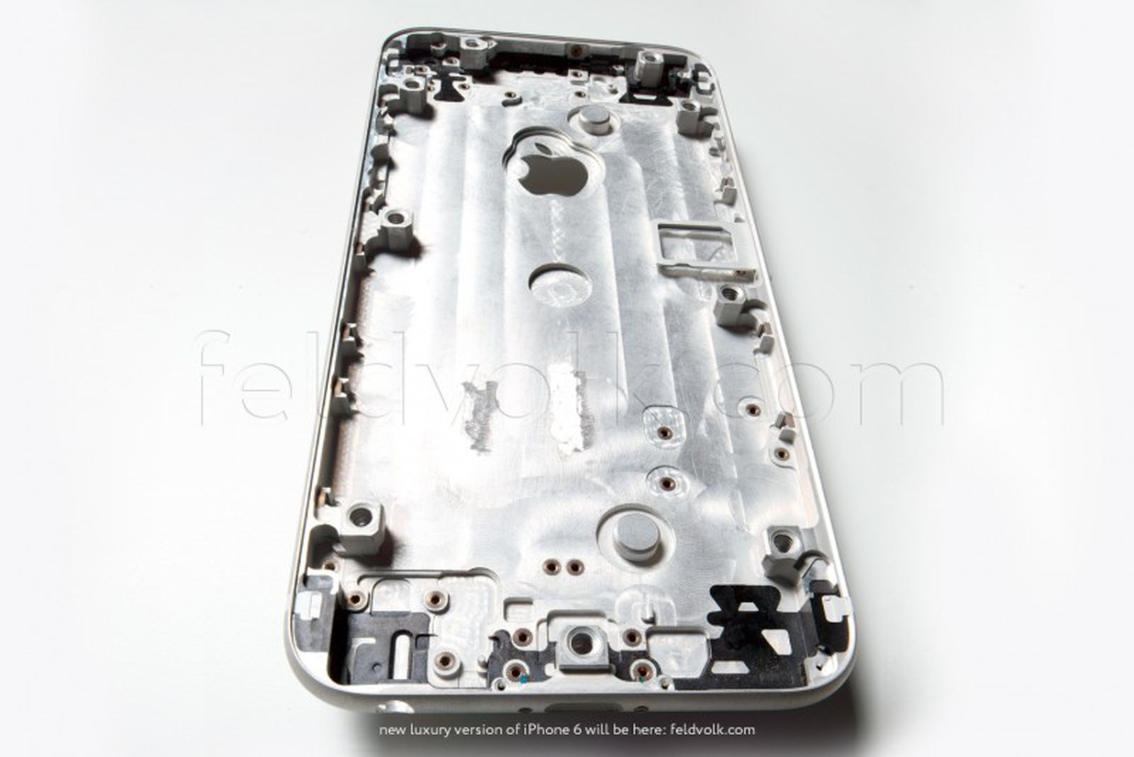4.7-Inch iPhone 6 Rear Shell Shown in High-Quality Photos and Video ...