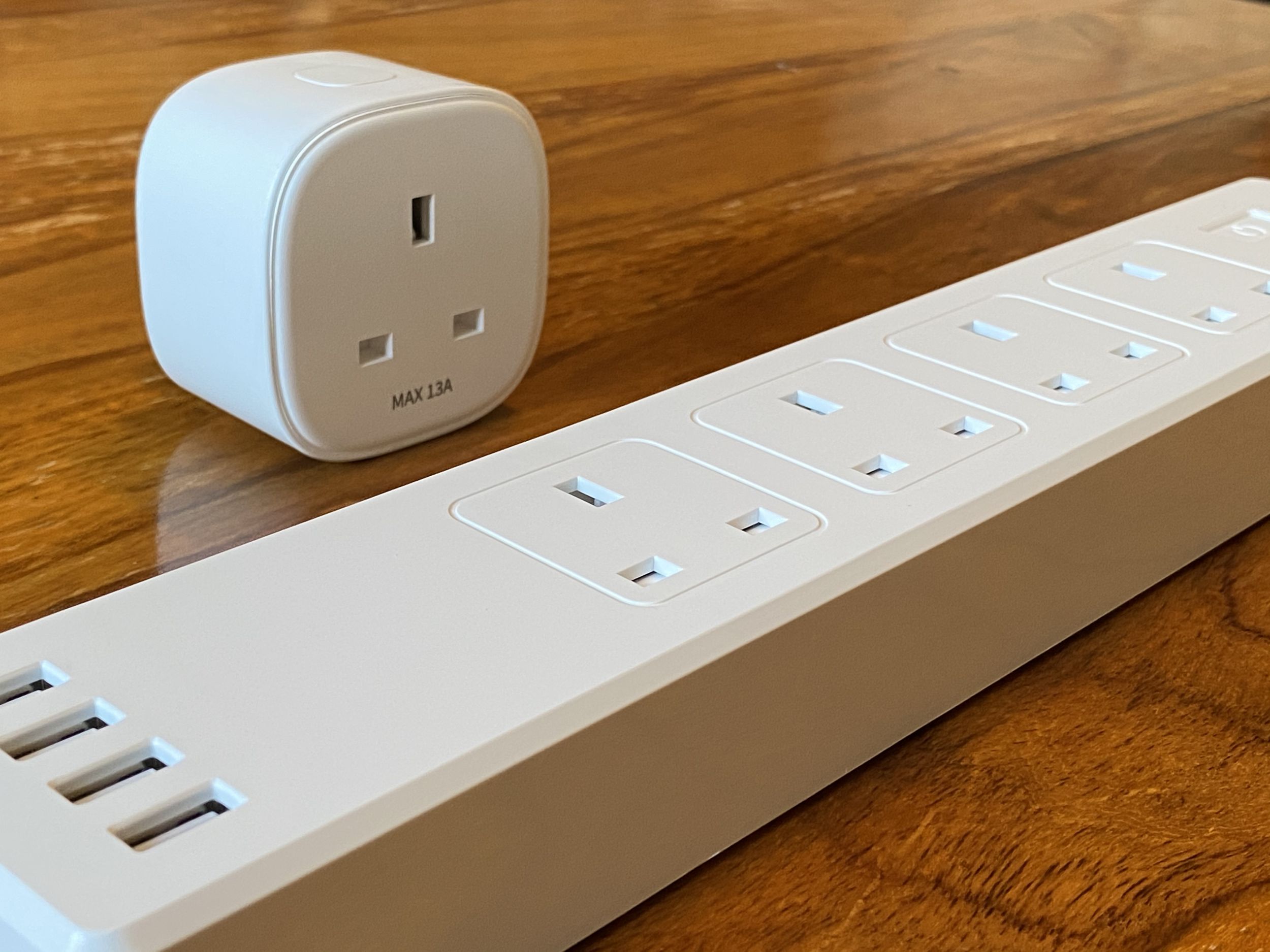 Smart Power Strip and Smart Plug Review - MacRumors