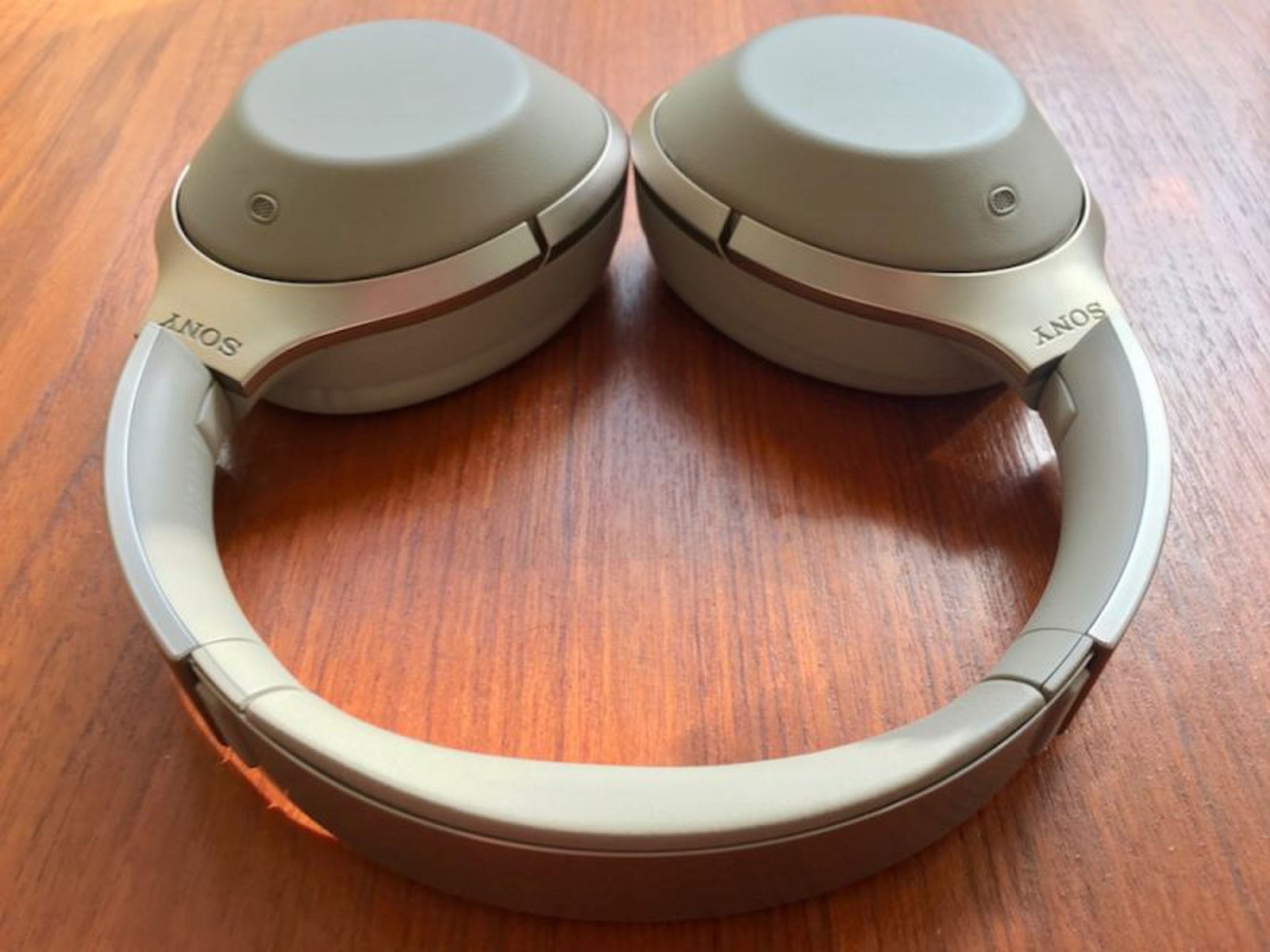 Sony MDR-1000X Review: Wireless Hi-Res Headphones Offer Next-Level ...