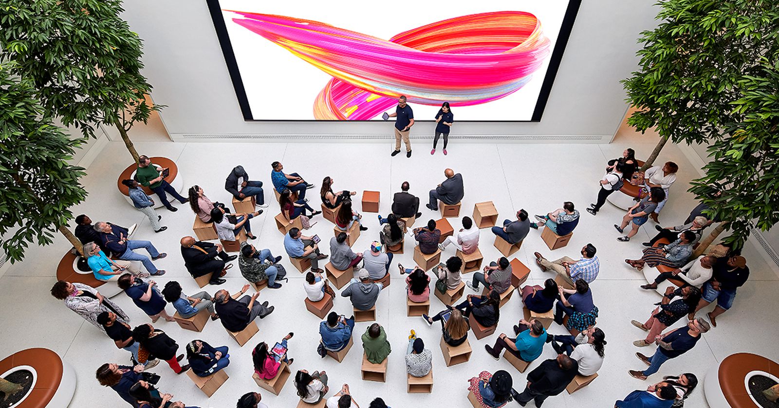 'Today at Apple' Sessions Suspended at All Apple Stores in U.S. and ...