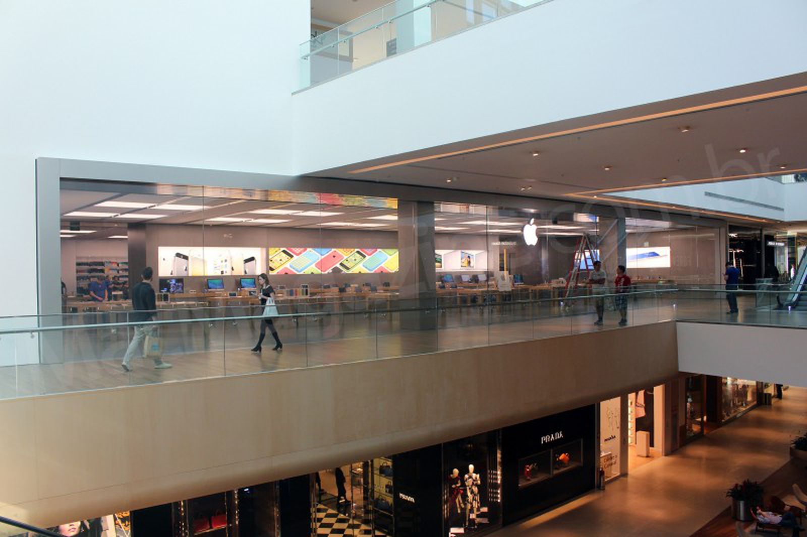 Images of Apple's First Brazilian Retail Store Surface Ahead of Opening ...