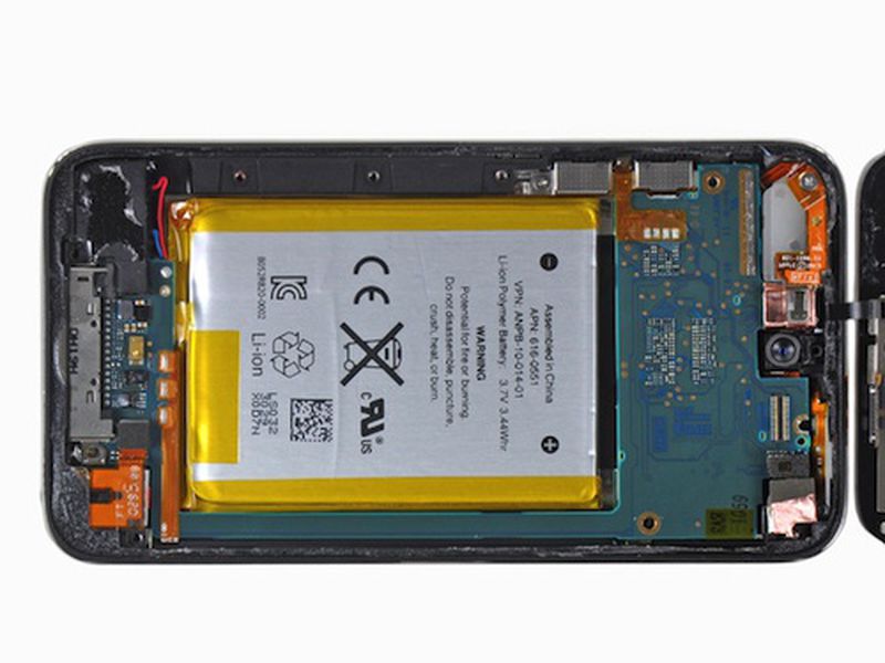 Fourth-Generation iPod Touch Teardown in Progress - MacRumors