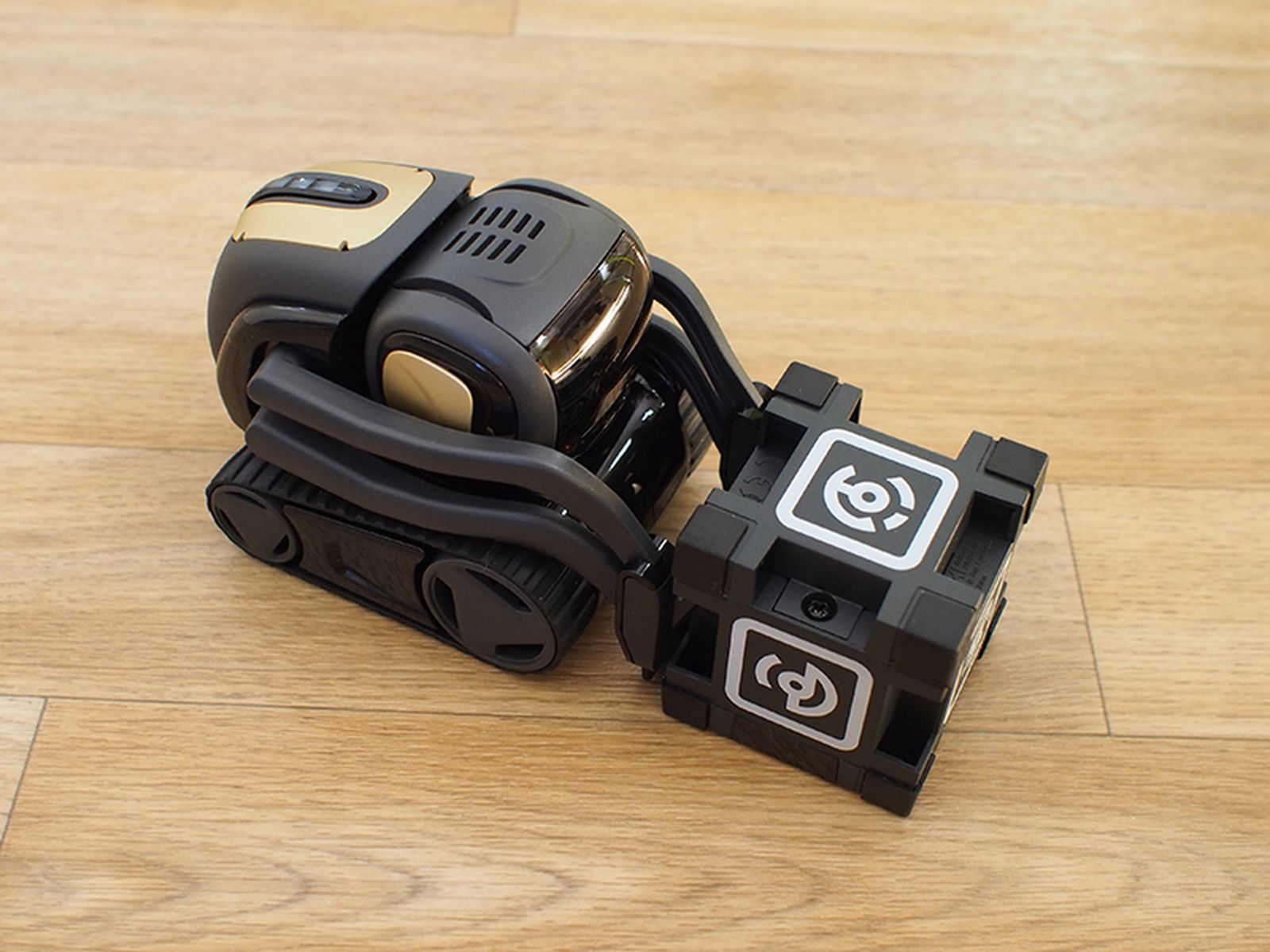 MacRumors Giveaway: Win a Vector Robot From Anki - MacRumors