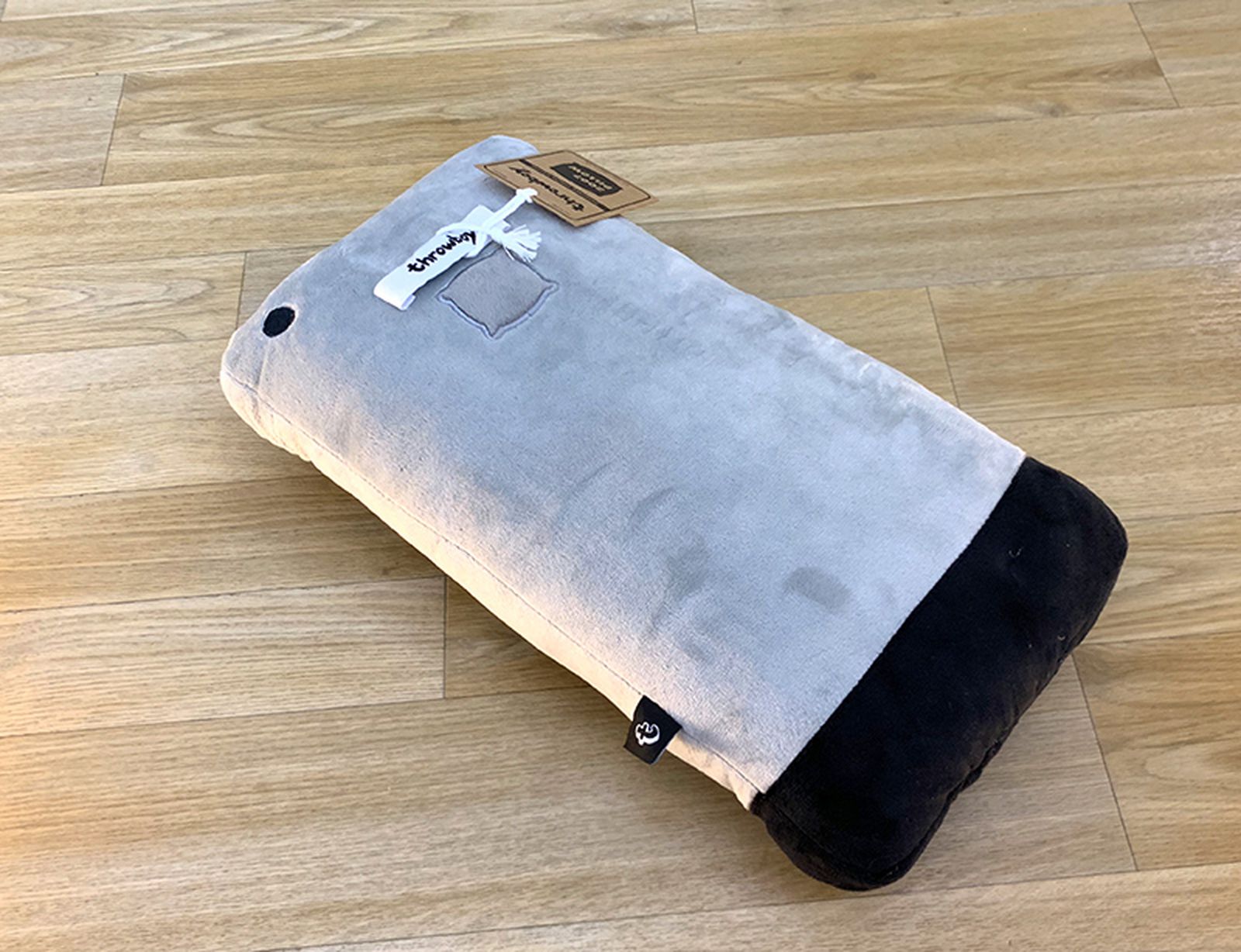 Throwboy Iconic Pillow Collection Review - MacRumors