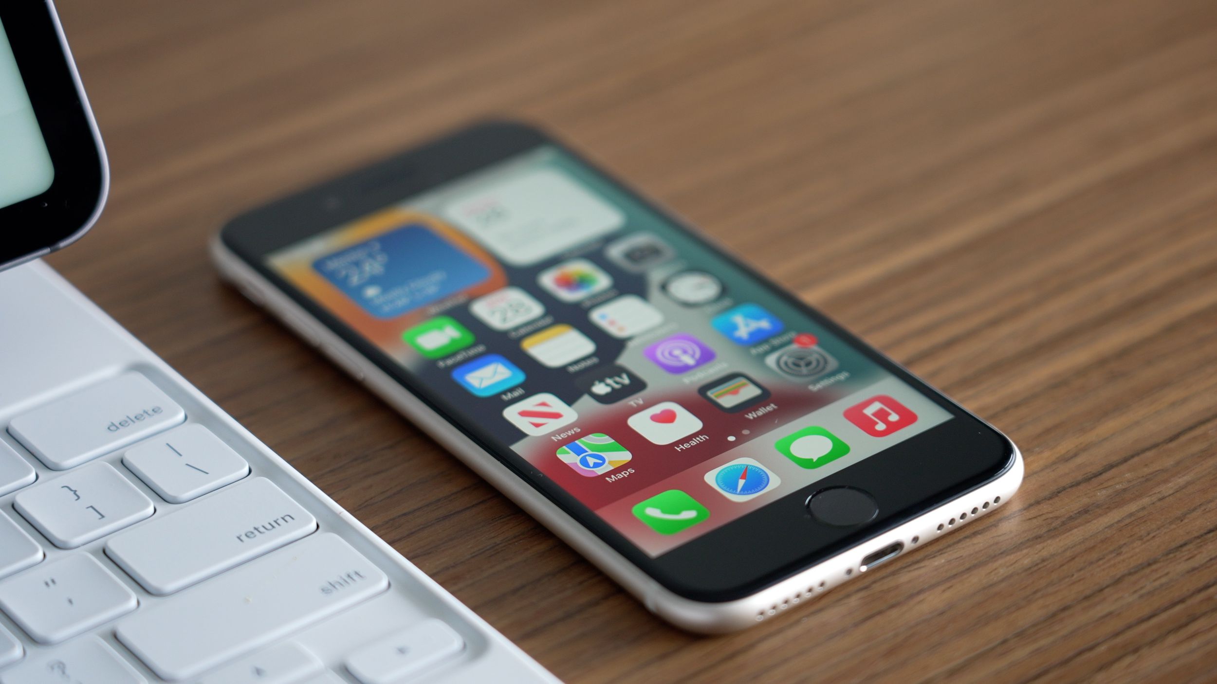 Apple No Longer Sells Any Small iPhones - MacRumors