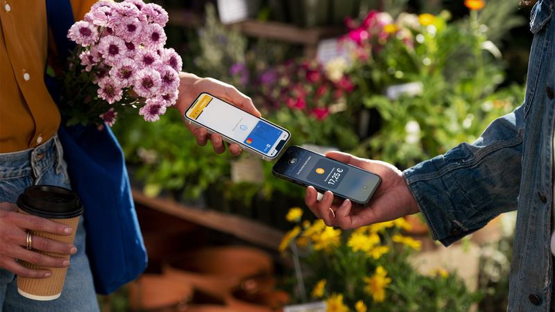 Apple Expands Tap to Pay on iPhone to Five More European Countries ...
