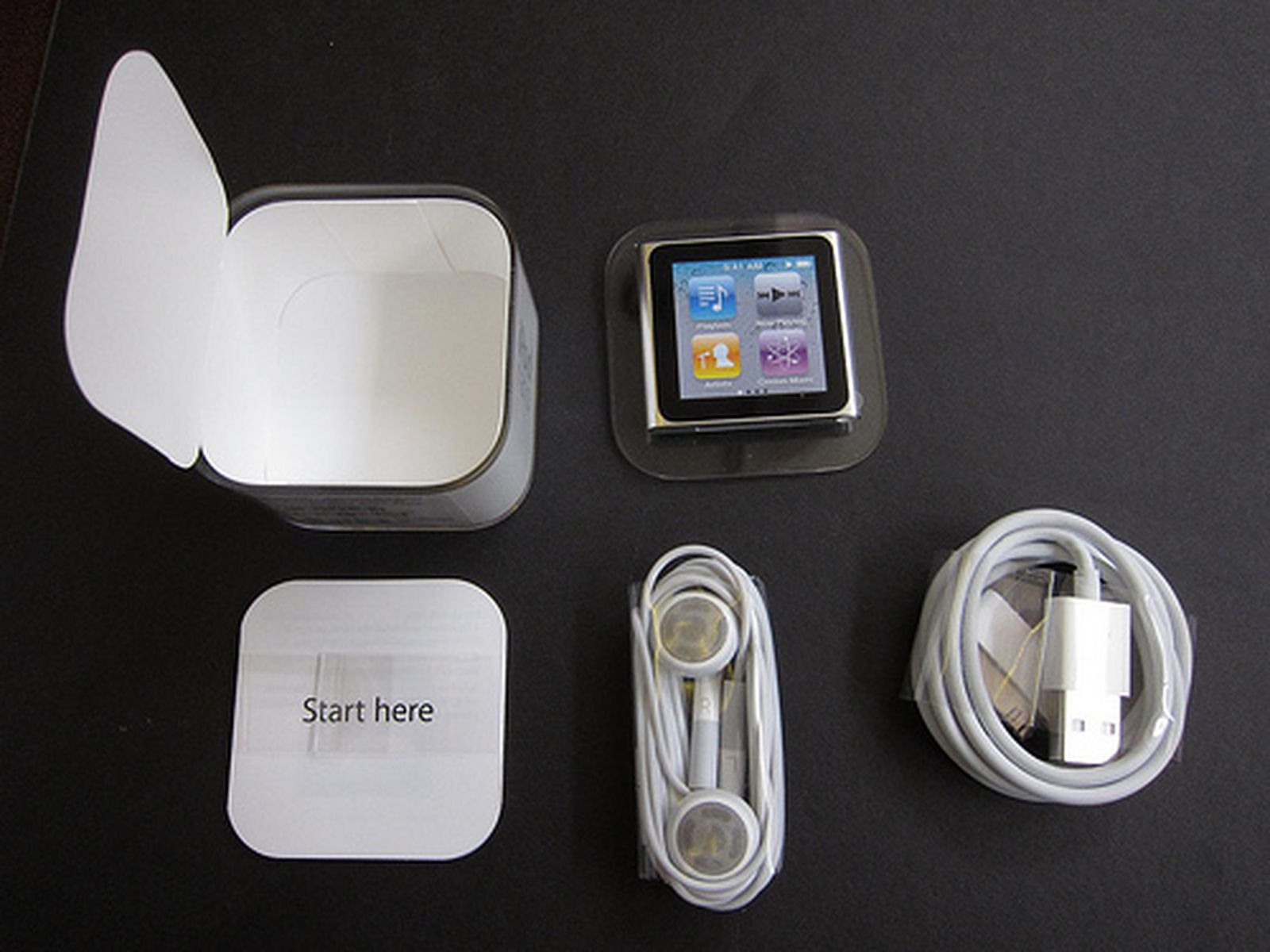 Unboxing Photos of Apple's New iPod Nano and iPod Touch - MacRumors