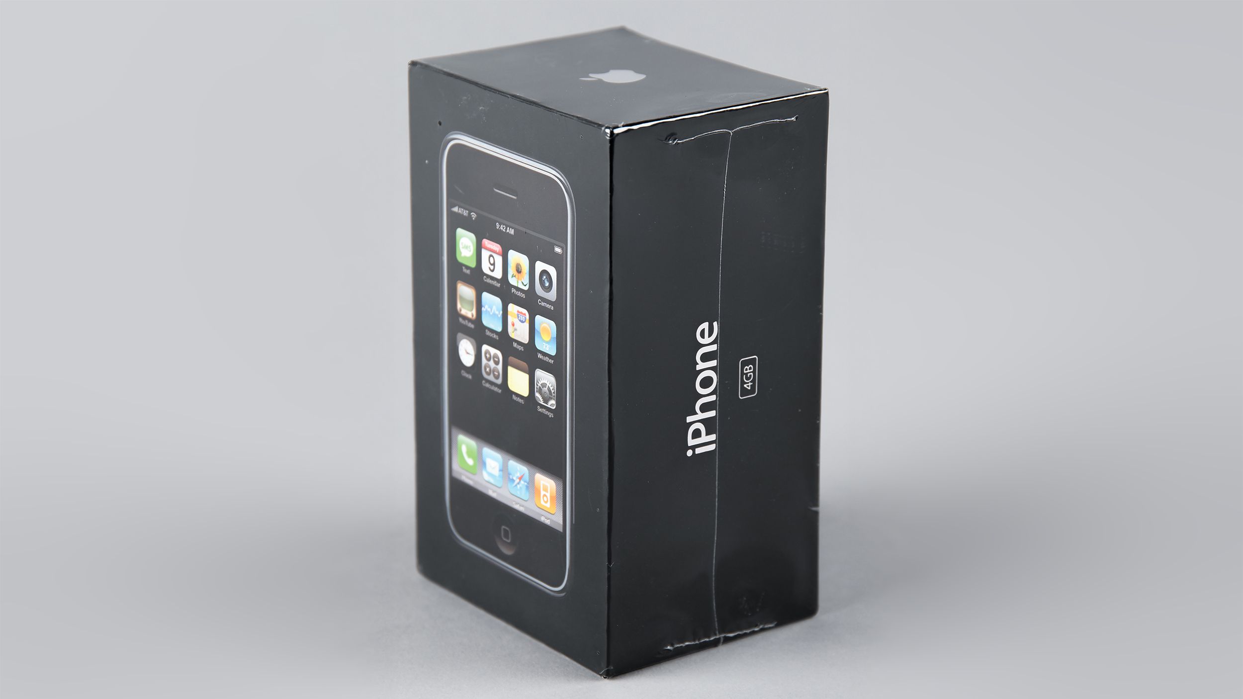 Original 2001 iPod in Sealed Box Sells for Eye-Watering Price at ...