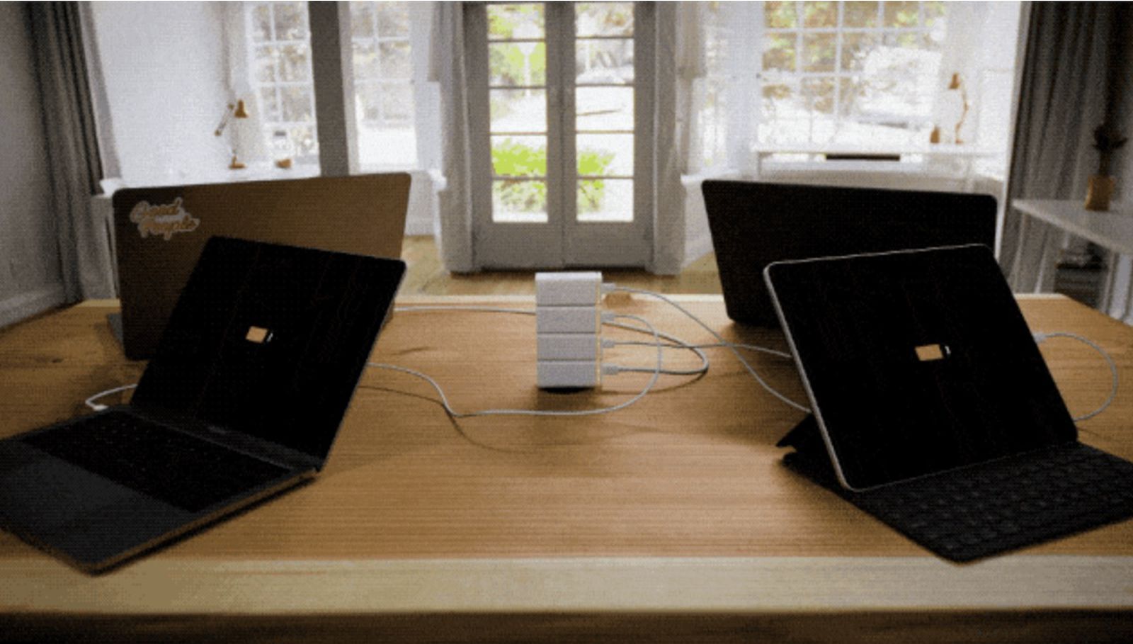 HYPER Launches Stackable Chargers That Combine AC Passthrough Charging ...