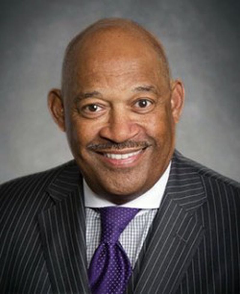 Former Boeing Executive James Bell Joins Apple's Board of Directors ...