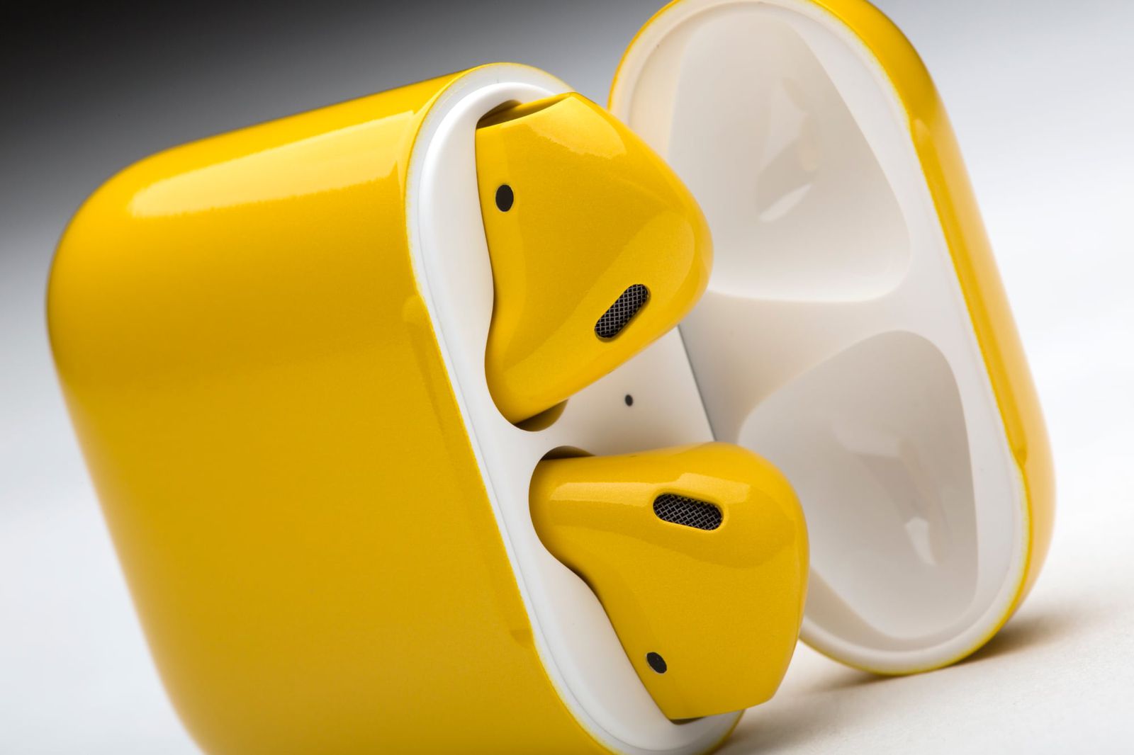 MacRumors Giveaway: Win Custom-Colored AirPods or AirPods Pro From ...