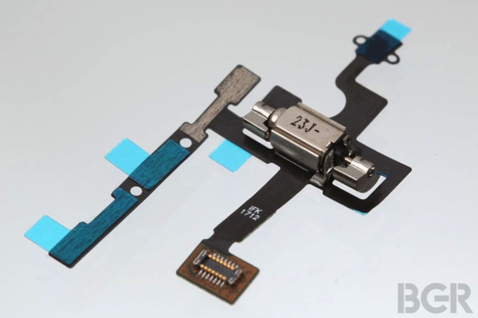 New High-Resolution Photos of iPhone 5S Parts Reveal Little - MacRumors