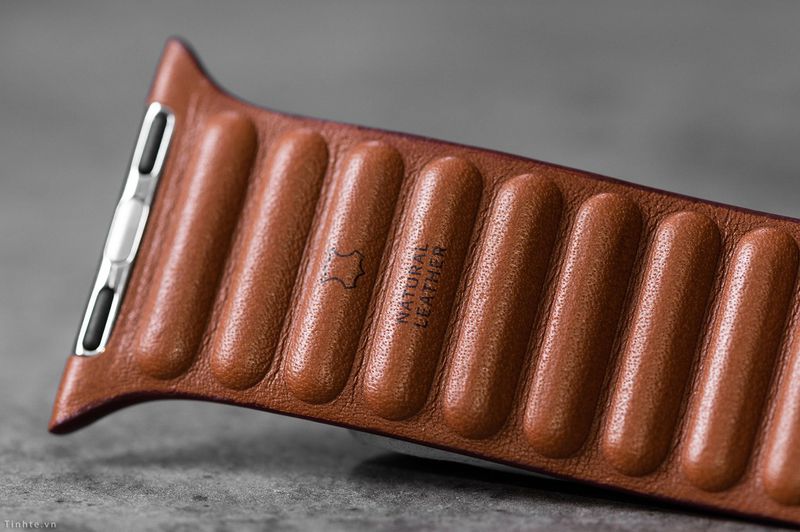 More Photos and Video of Apple's Redesigned Leather Loop Watch Band ...