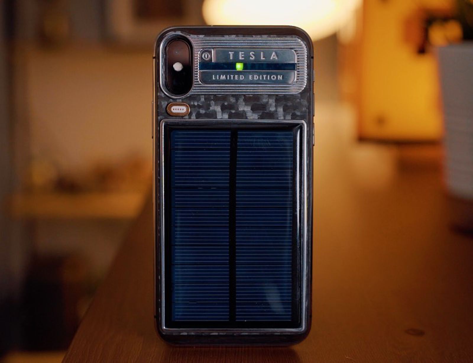 Hands-On With Caviar's $4,400 'Tesla' Solar-Charging iPhone X - MacRumors