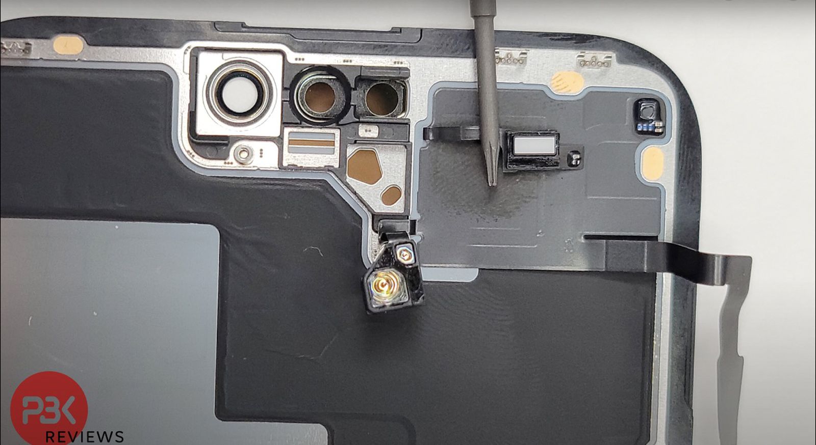 Video Offers First Look Inside iPhone 14 Pro Max With New Display ...