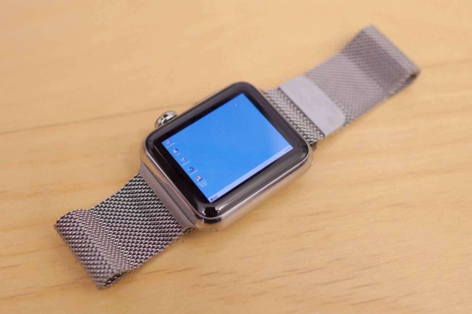 Developer Gets Apple Watch to Run Windows 95 - MacRumors