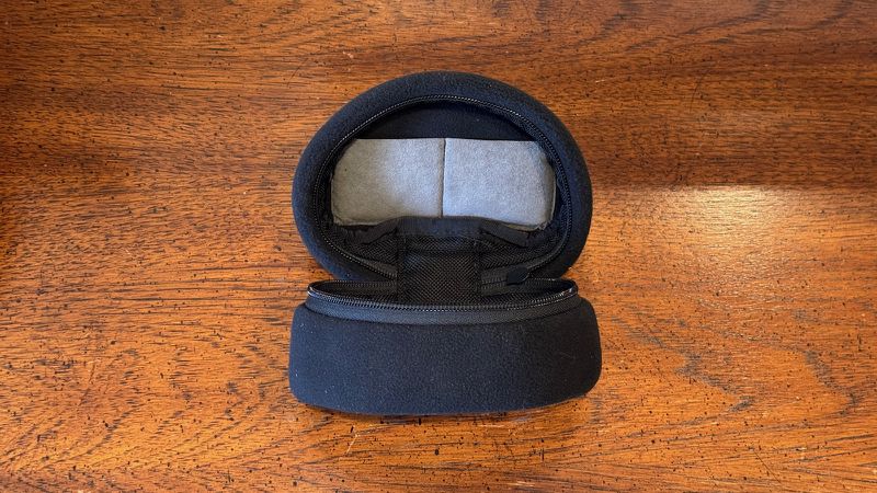WaterField Designs Shield Case for Apple Vision Pro Review - MacRumors