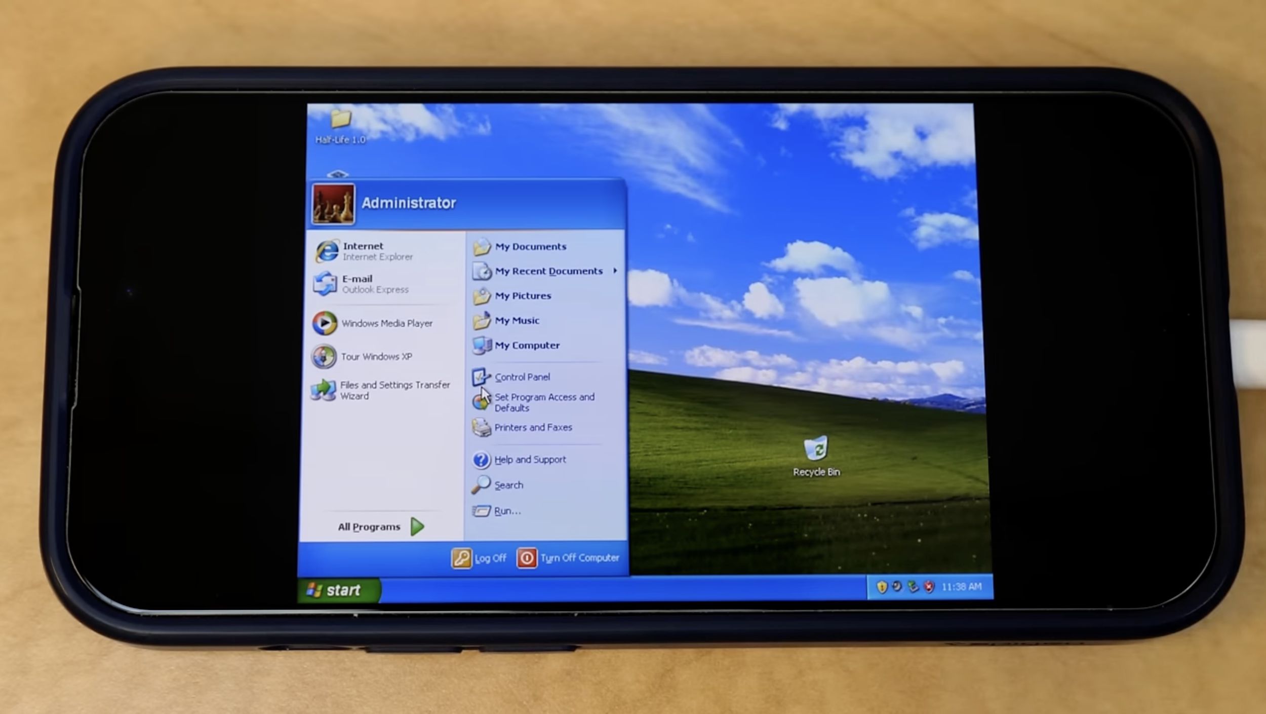 YouTuber Shows Windows XP Running on iPhone With This Free App - MacRumors
