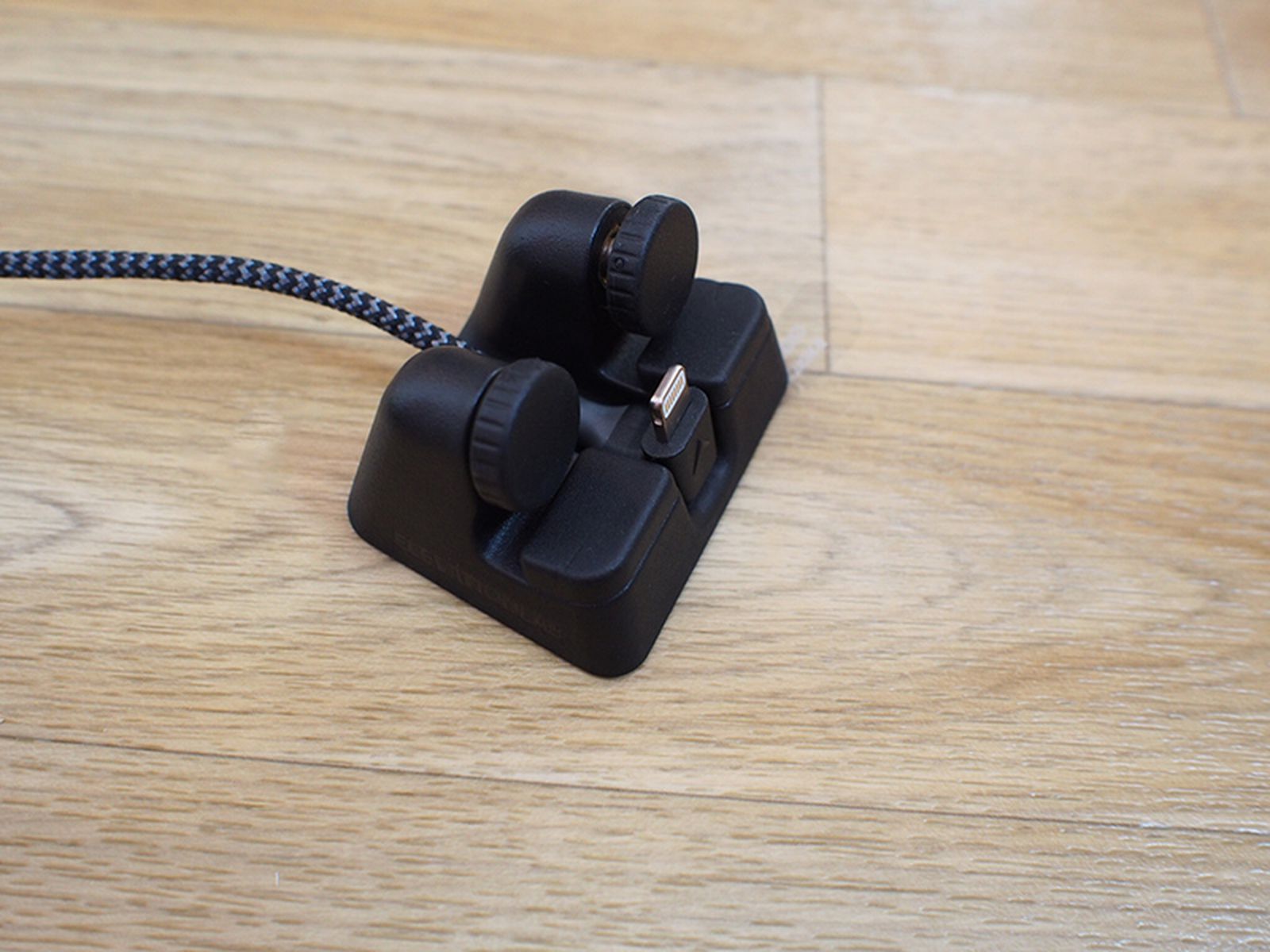 Elevation Lab iPhone CordDock Review - MacRumors
