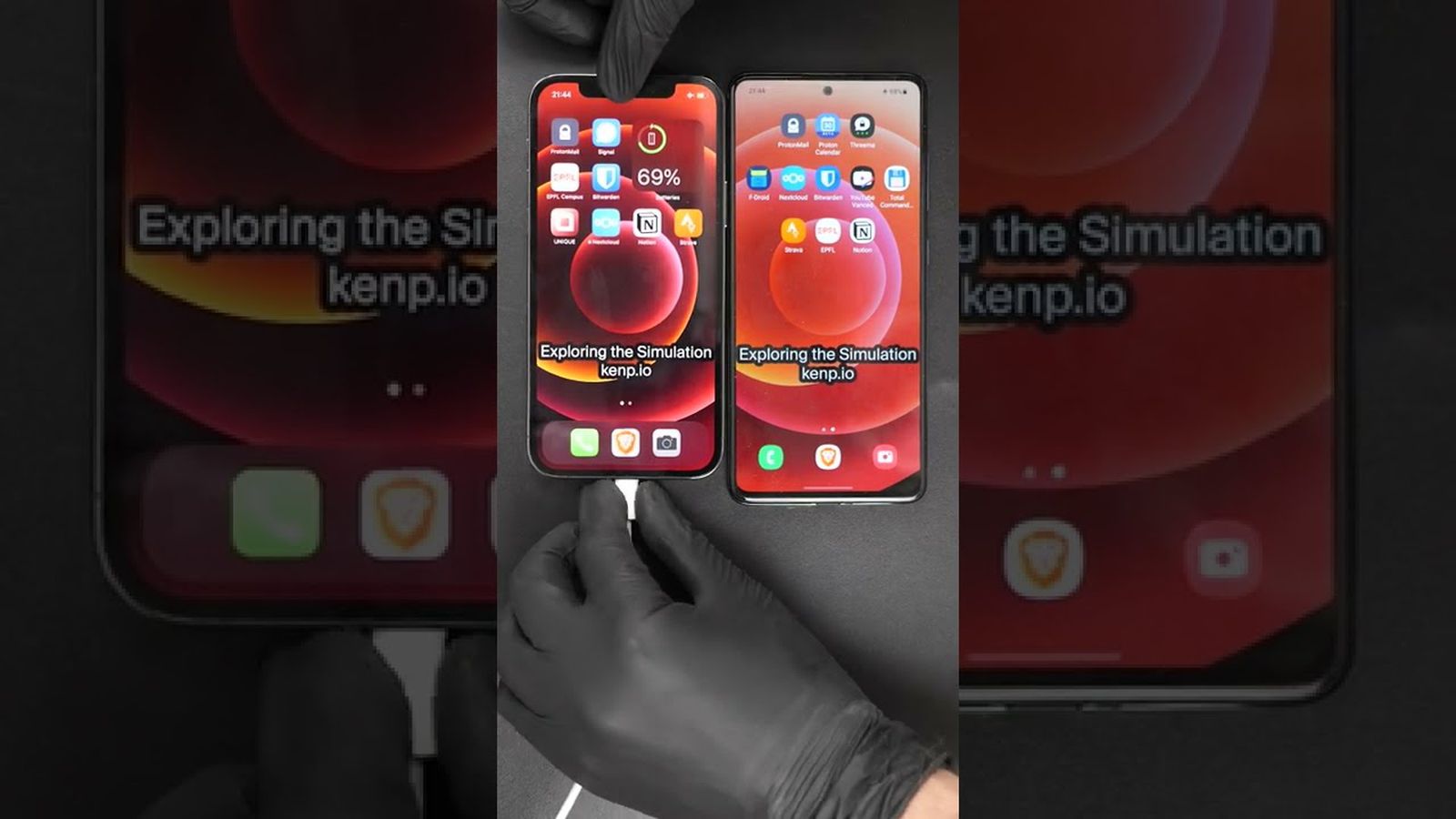 Android Phone With Fully Functioning Lightning Port Becomes Engineer's ...