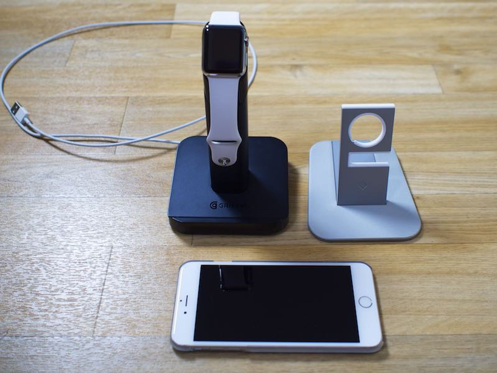 Griffin WatchStand for Apple Watch Review - MacRumors