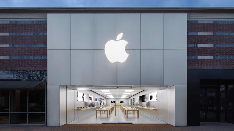 Apple Store Near Detroit Permanently Closing Today Ahead of All-New ...