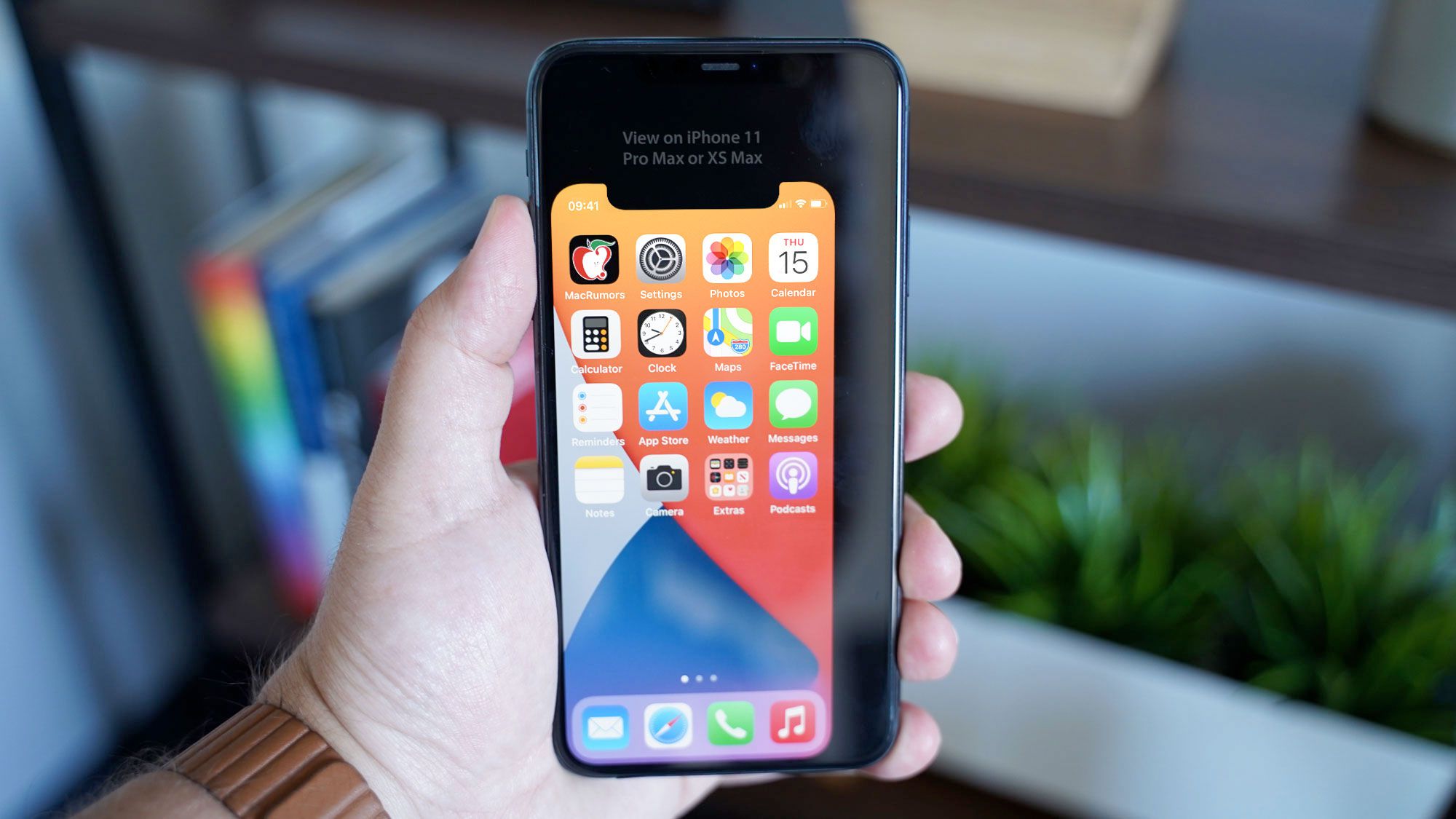 Just How Small is the iPhone 12 Mini? Try It Out for Yourself - MacRumors