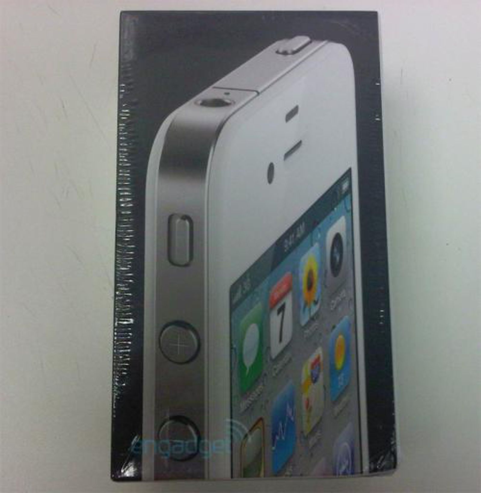 White iPhone 4 Sold By Vodafone UK? - MacRumors