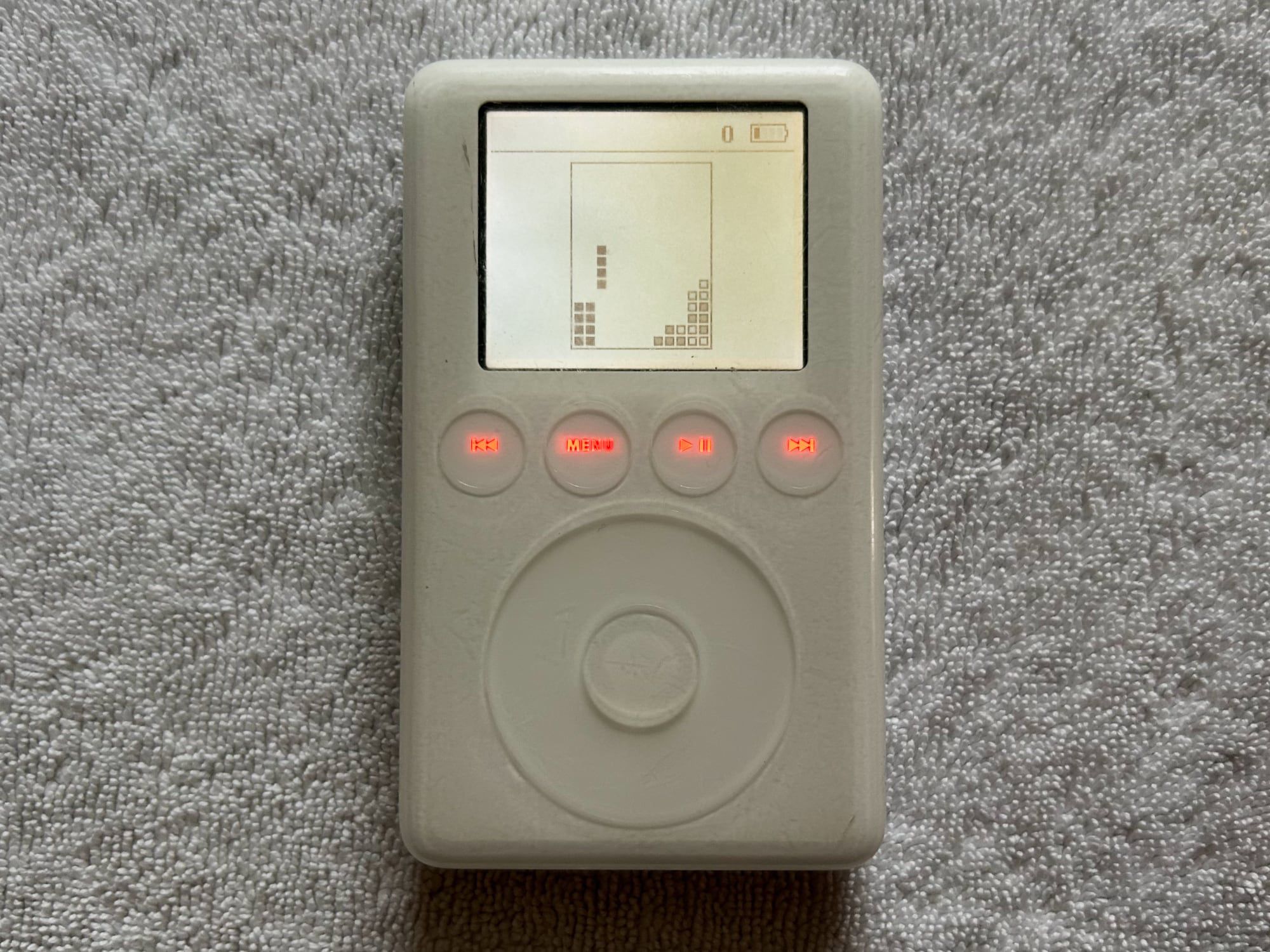 Prototype iPod Features Apple-Designed Tetris Clone Called 'Stacker ...