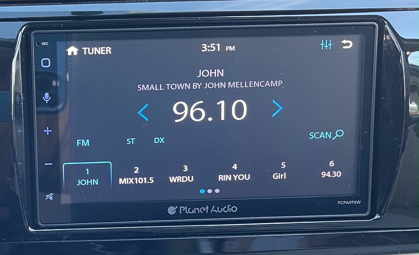 Planet Audio PCPA975W Wireless CarPlay Stereo Review - MacRumors